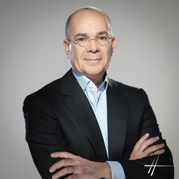 Aublé se muscle en corporate | CFNEWS