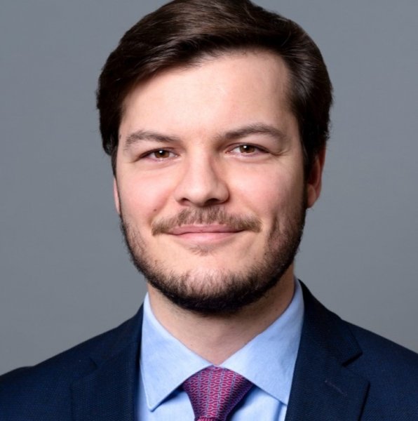 LL Berg recrute - Avocat | CFNEWS